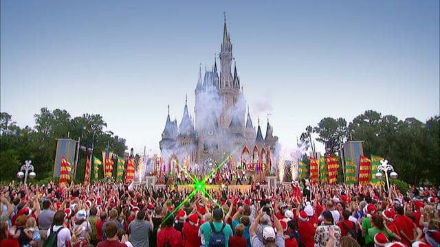 2007 Walt Disney World Christmas Day Parade on Vimeo