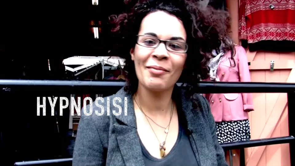 Watch Hypnosis Installed learn to hypnotise using hypnosis experience ...