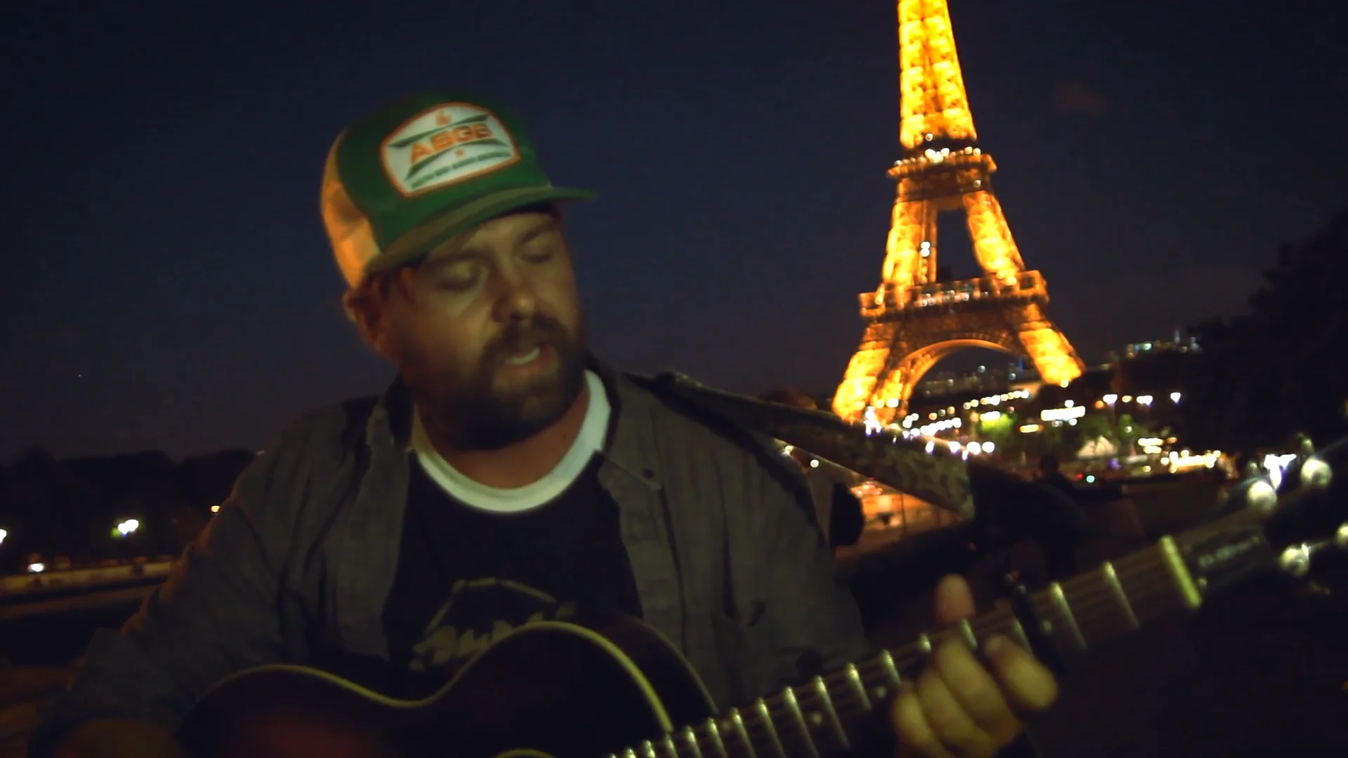 Chris Brecht | Streetlights | Eiffel Tower on Vimeo