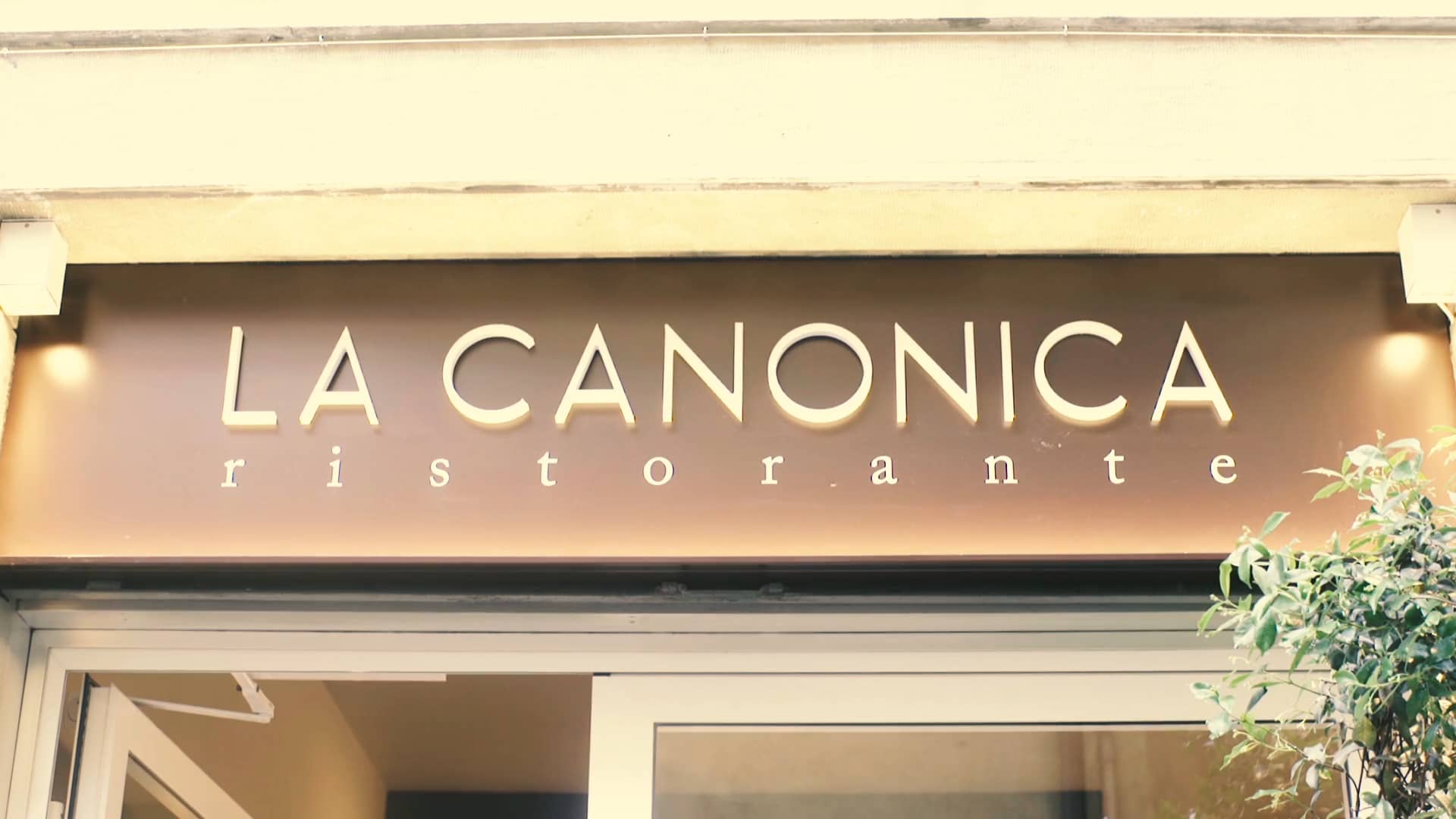 2NIGHT | LA CANONICA RISTORANTE - VERONA_120" on Vimeo