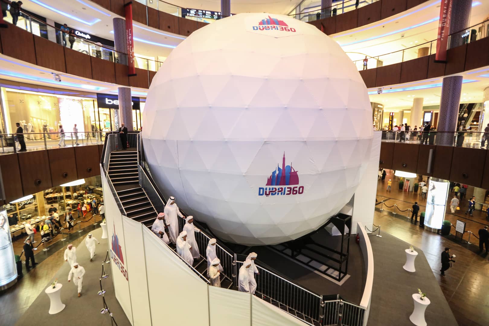 Dubai 360: Spherical Projection Theater on Vimeo
