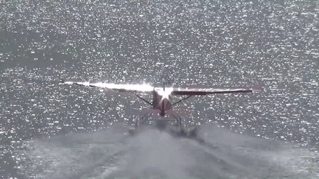 Seaplane Begin Lift Up - Free video on Pixabay