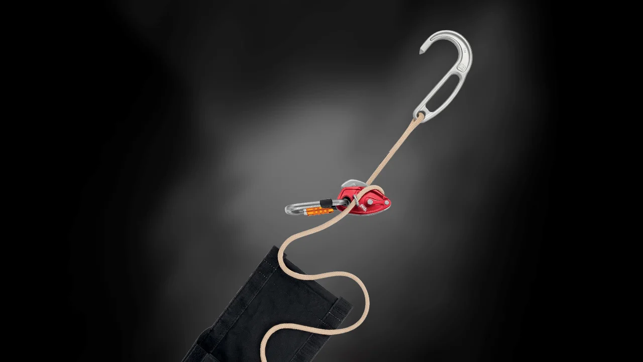 EXO AP - Personal escape system with anchor hook