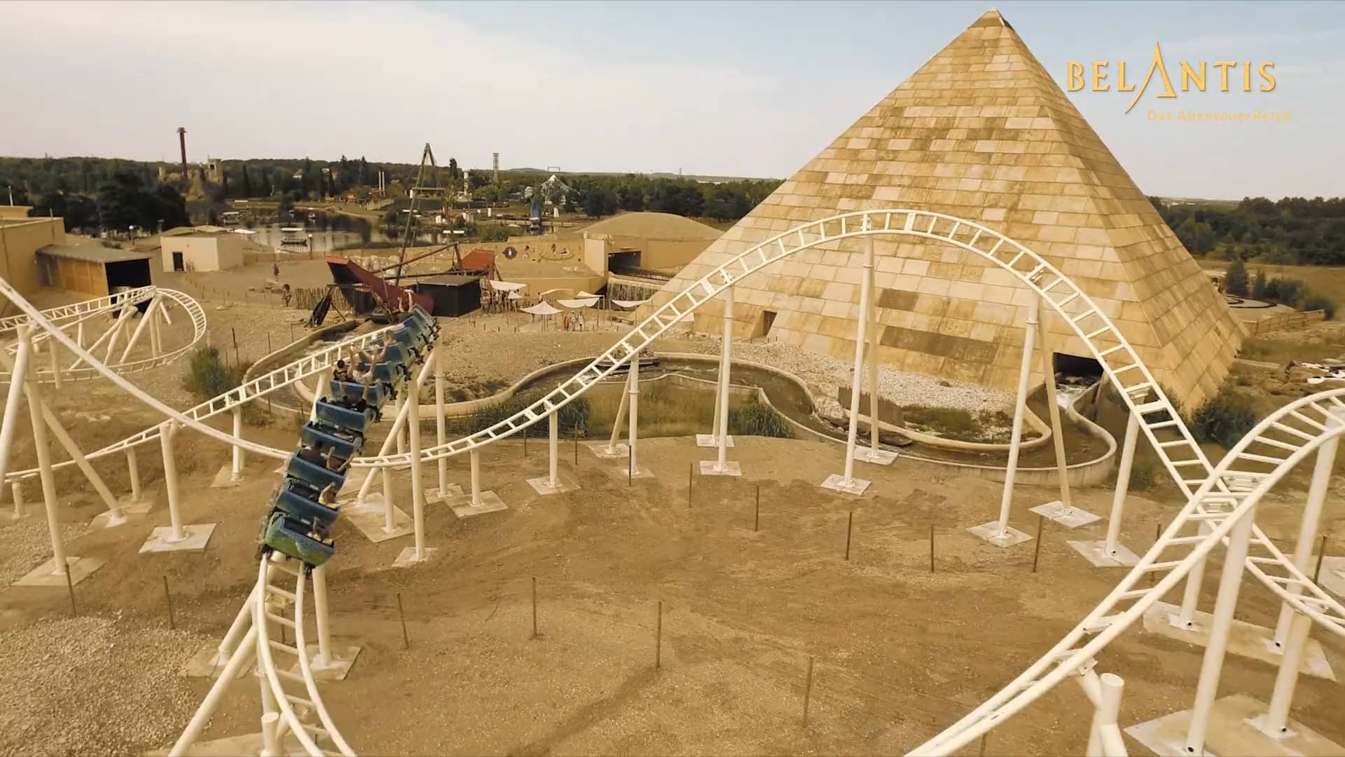 BELANTIS - "Cobra des Amun Ra" - Die neue Familienachterbahn on Vimeo