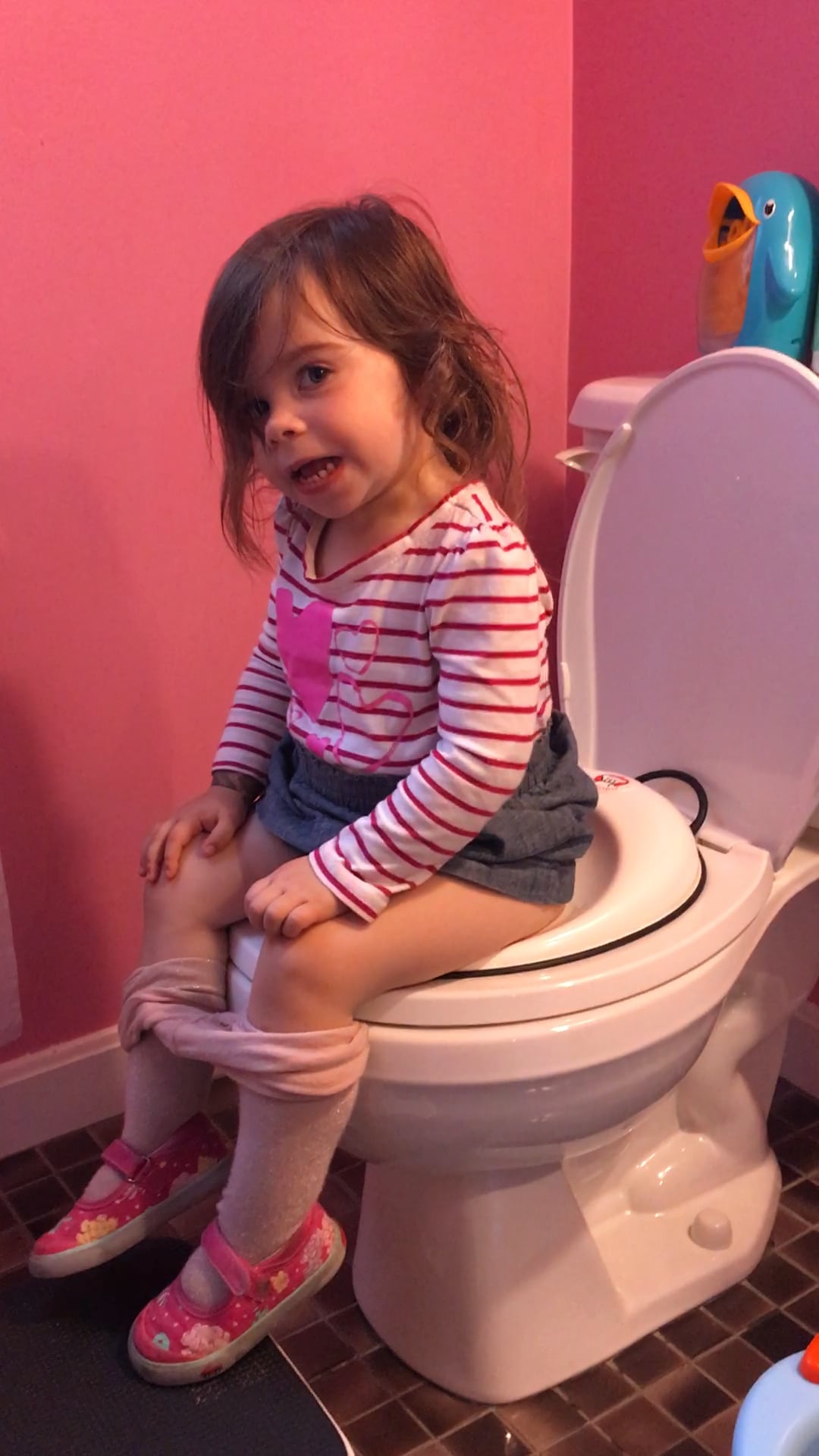 Helen on Potty May 2016 on Vimeo