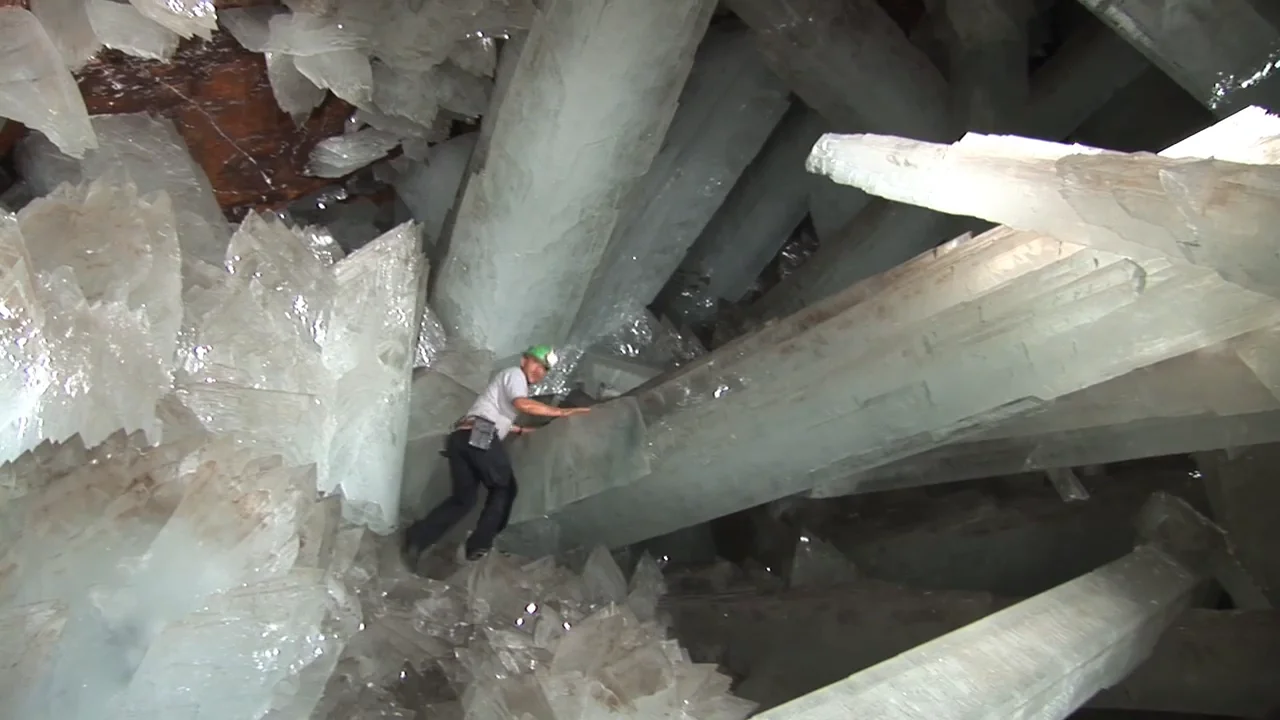The Mystery of the Giant Crystals TRAILER on Vimeo