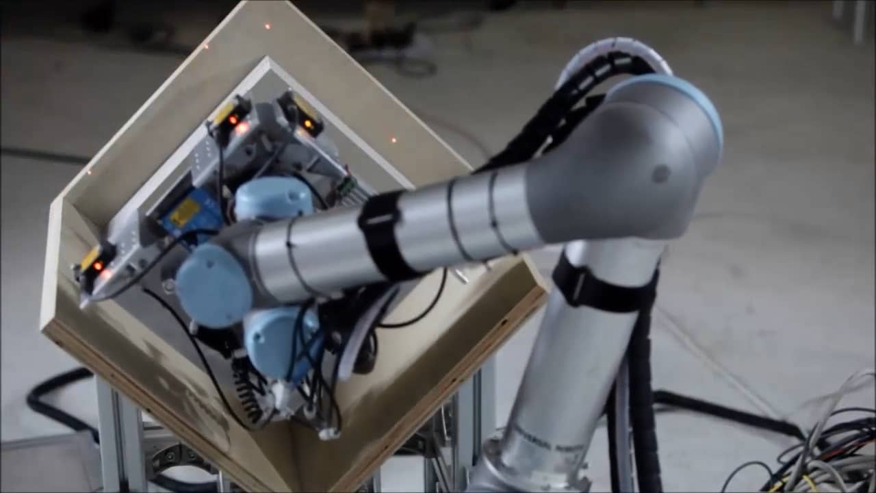 Mobile Robotic Tiling on Vimeo