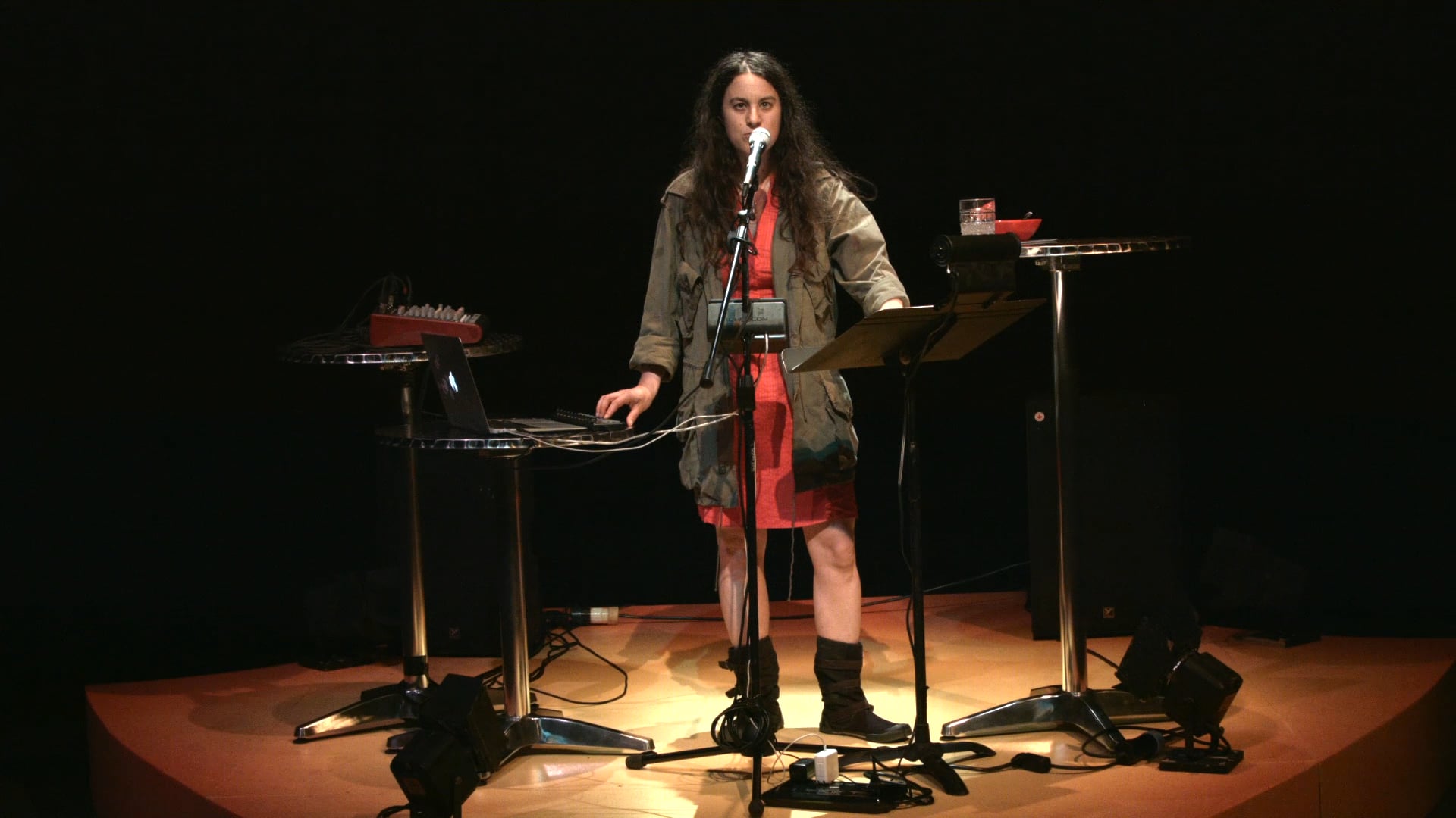 Anna Chatterton - QUIVER on Vimeo