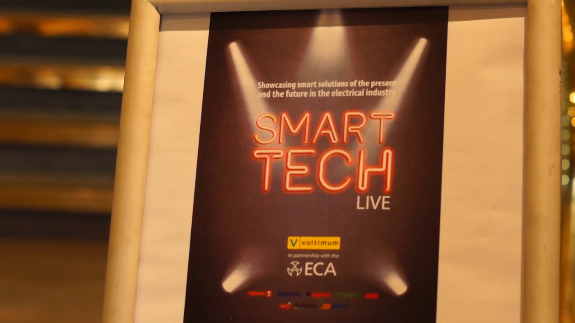 SMART TECH Video v6 on Vimeo