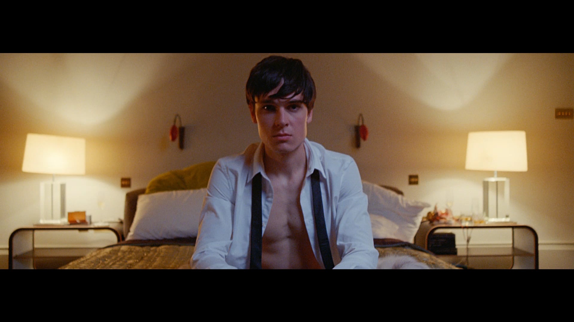 Bryan Ferry - Loop De Li on Vimeo