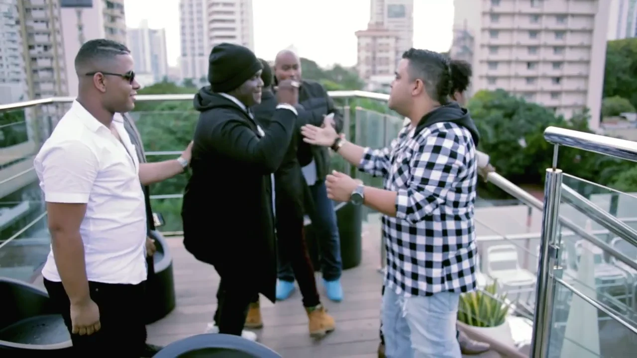 SECH FT EL BLOPA & ROBINHO - EL GRAMMY (VIDEO OFICIAL) on Vimeo