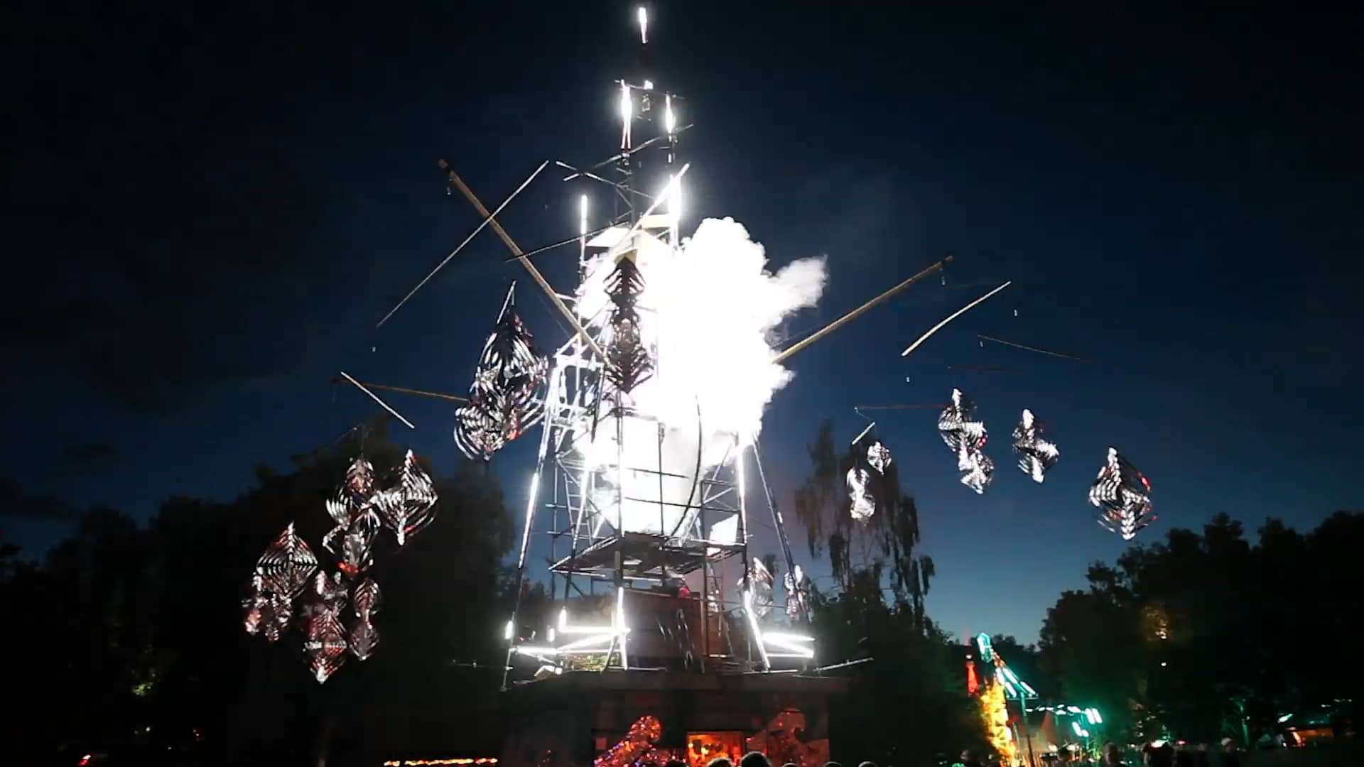 ShowerTower@Fusion2016 on Vimeo