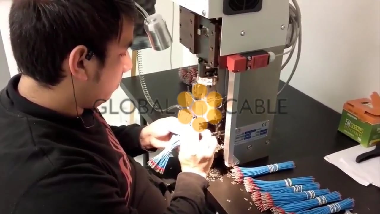 GLOBAL CABLE © | Operación de crimpado on Vimeo