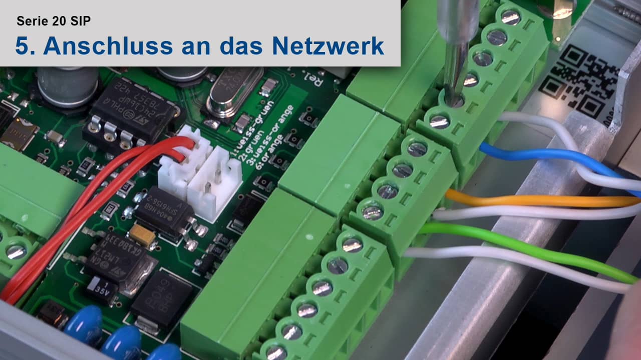 Montage Behnke Türstation Serie 20 SIP - Teil 5: Anschluss on Vimeo