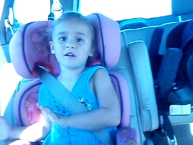 Lil Duffy singing "syrup & honey" on Vimeo