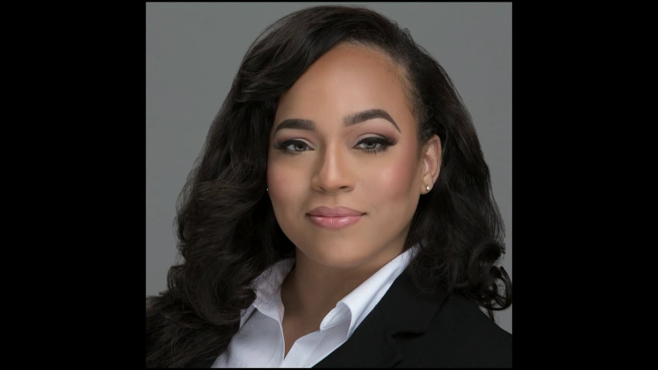 Lamonte G Photography - Is Your Current Headshot DYNAMIC?