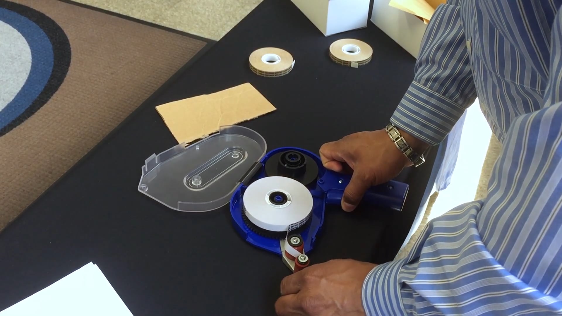 How to Load the Pro ATG HD Dispenser on Vimeo