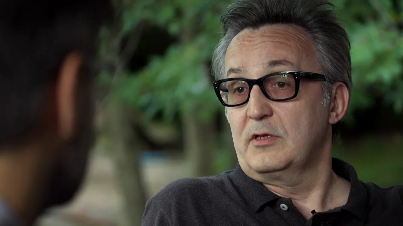 Boris Šiber: "Es ist nicht schwer, Menschen Angst einzujagen" on Vimeo