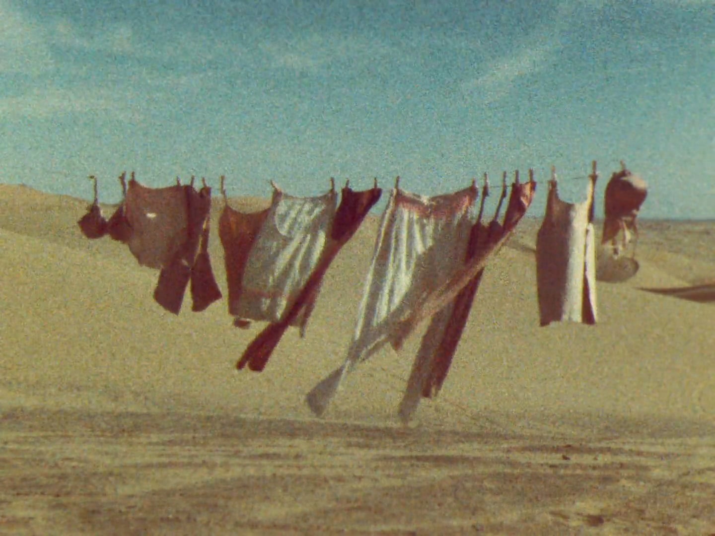Anaak by Georgia Tribuiani for ANAAK/Marissa Maximo on Vimeo