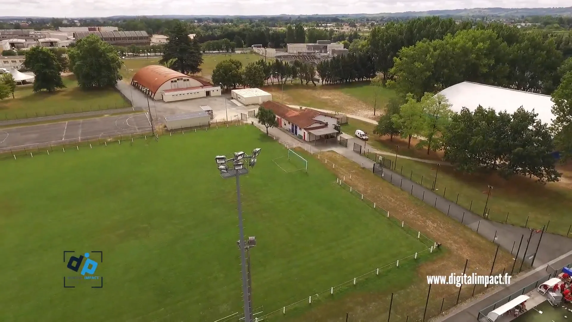 Le complexe du Pont Roux on Vimeo