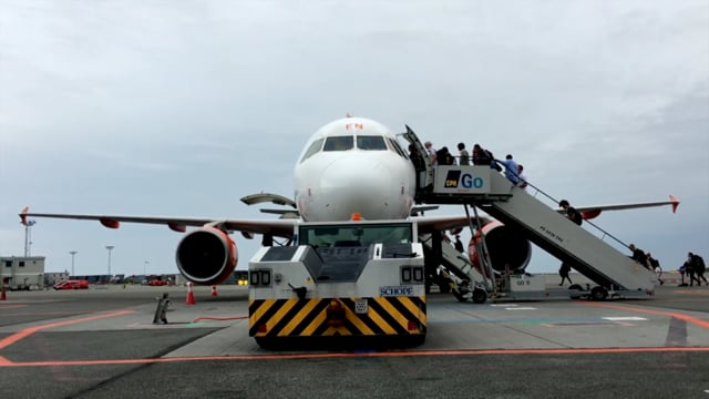 Airplane, Boarding, Gateway. Free Stock Video - Pixabay