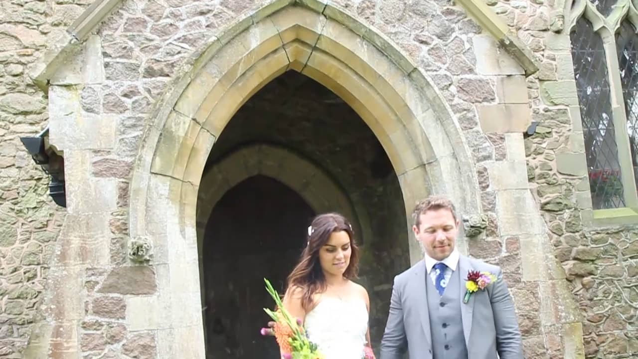 Mr & Mrs Fenton on Vimeo