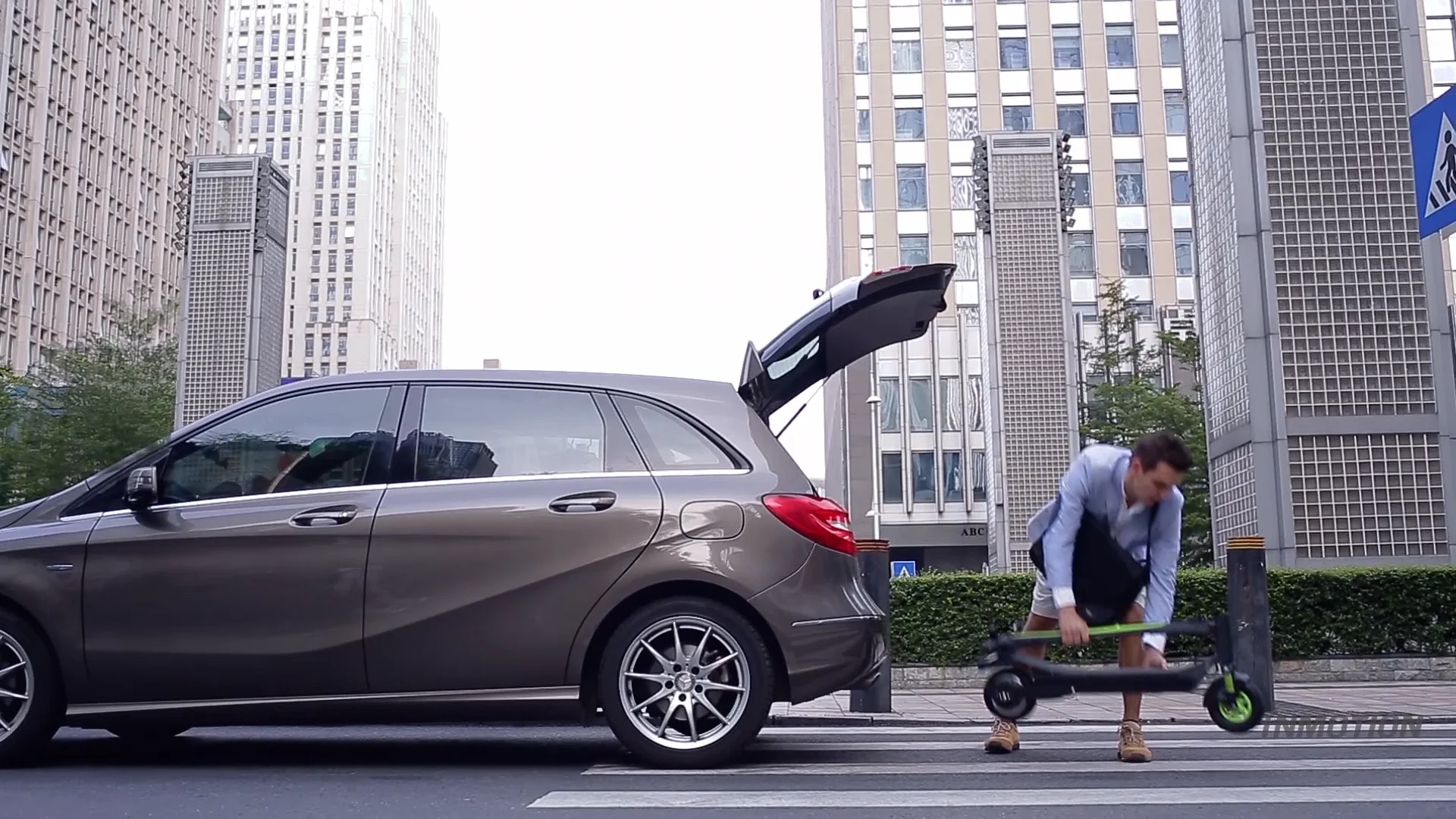 INMOTION E-SCOOTER L6 on Vimeo