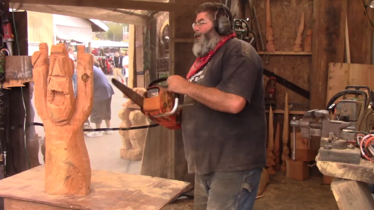 Steve Backus- Big Shot Wood Carving