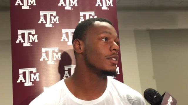 A&M DE Daeshon Hall on key hit vs AU & Aggressive Def. against ARK on Vimeo