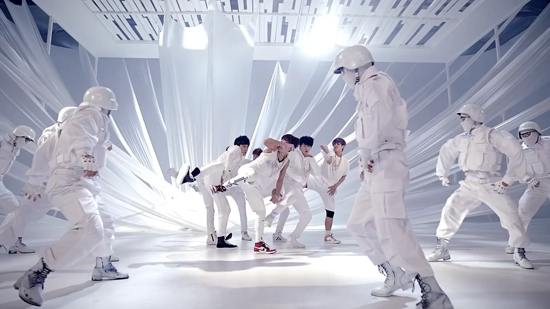 BTS N.O
