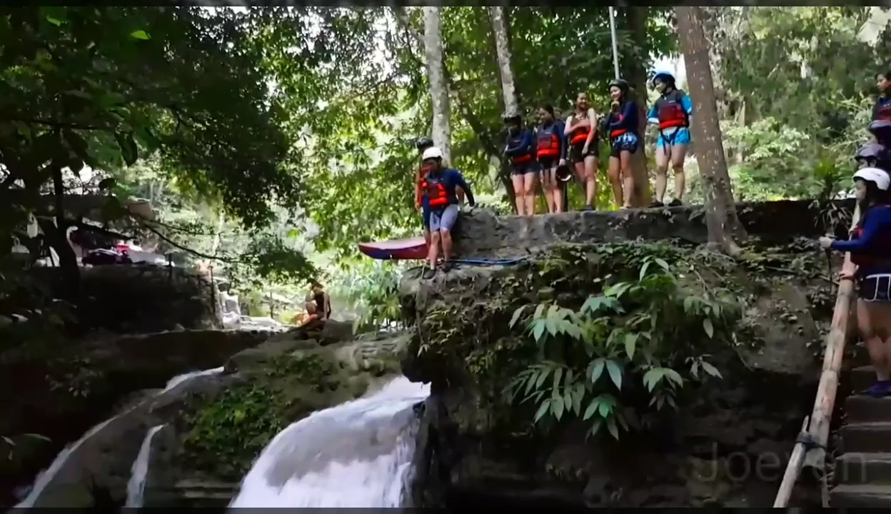 Moalboal, Cebu - Canyoneering and Waterfall Jumping on Vimeo