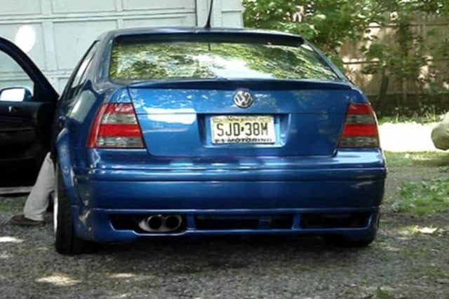 2001 Jetta VR6 Custom 2.5" Exhaust on Vimeo