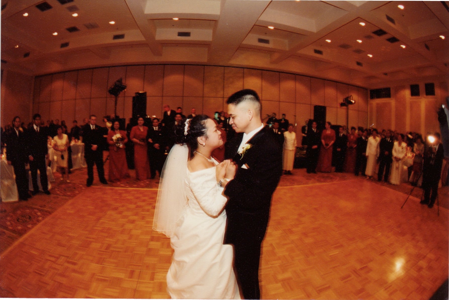 Dave & Grace on TLC's "A Wedding Story" (2003) Cropped on Vimeo