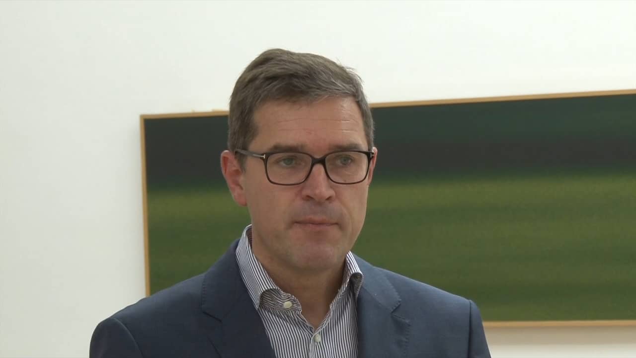 Diabetes - Was ändert sich im Alter? Interview mit PD Dr. Michael ...