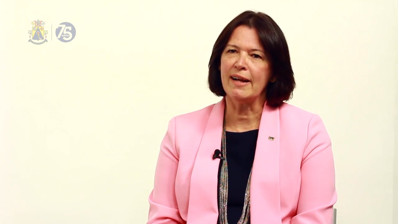 Depoimento Ângela de Mendonça Engelbrecht - 75 anos PUC-Campinas on Vimeo