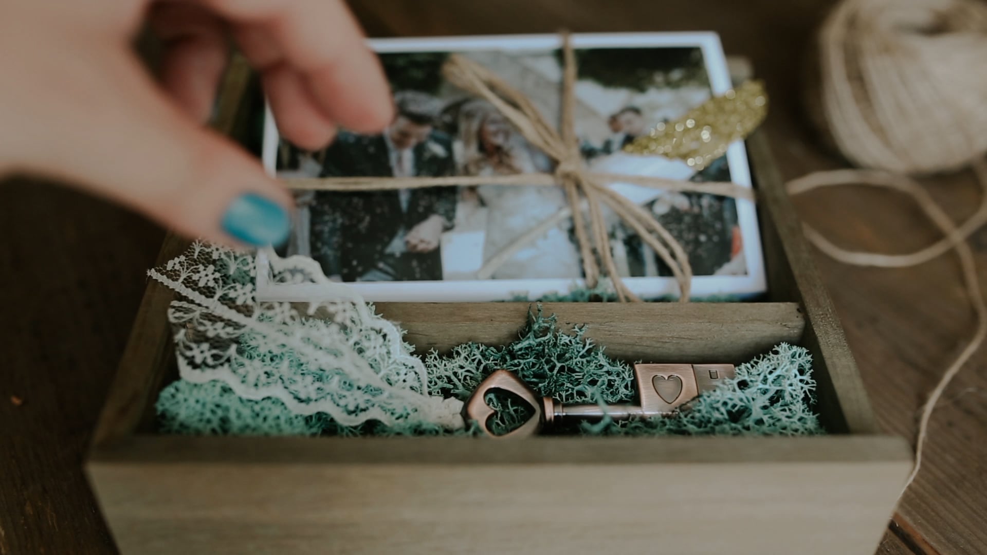 A BOX FULL OF MEMORIES... on Vimeo