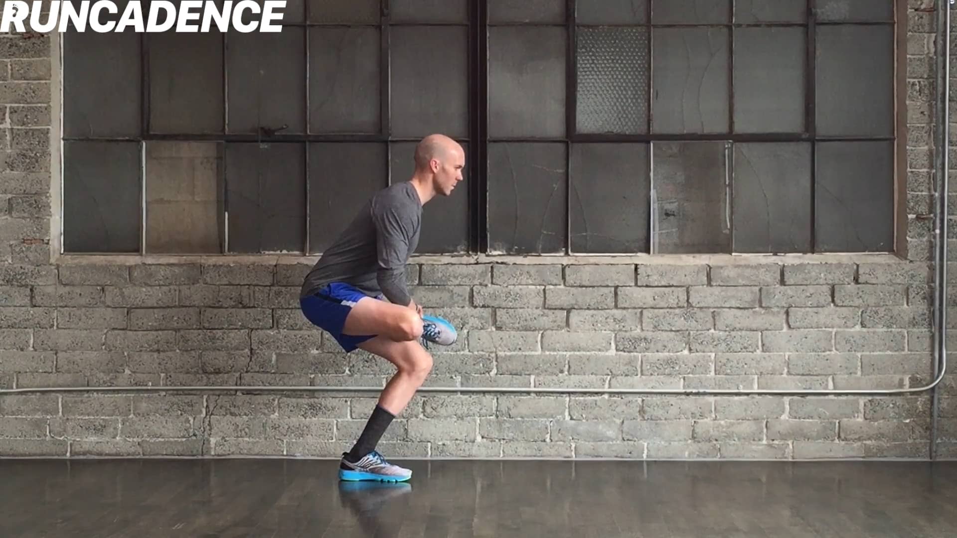 March + Hip ER Stretch | RunCadence on Vimeo