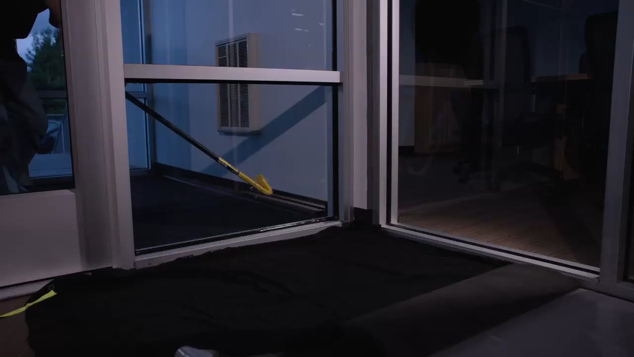 3M Ultra 600 & Caulk Test on Vimeo