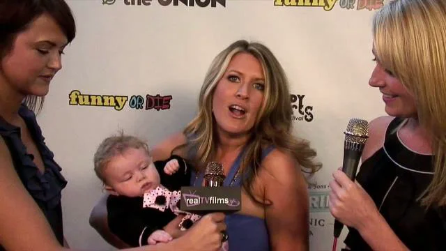 Jeannie Roshar, "Bun In The Oven" on Vimeo