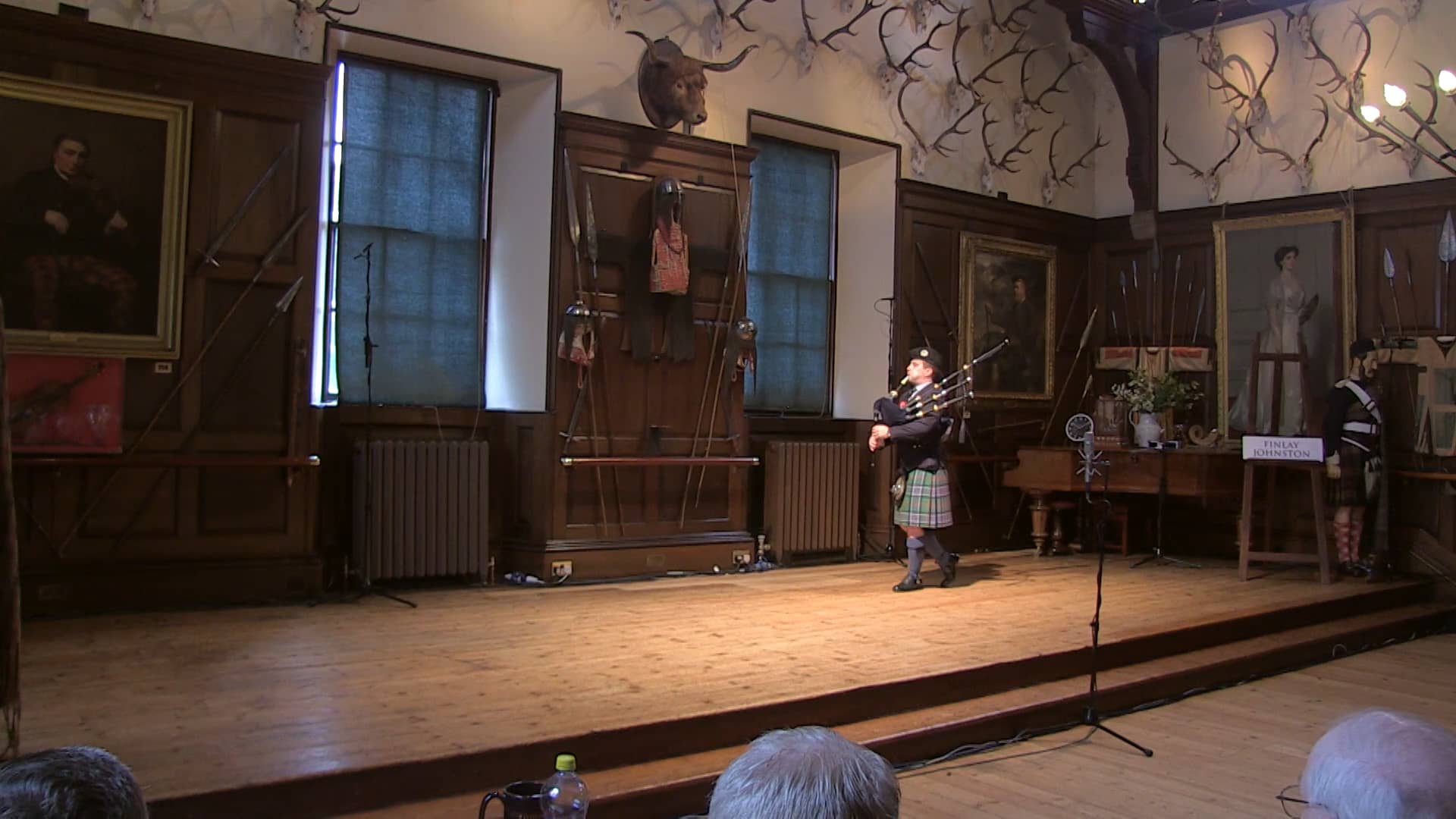 Finlay Johnston plays MacLeod's Lament Piobaireachd at the Glenfiddich ...