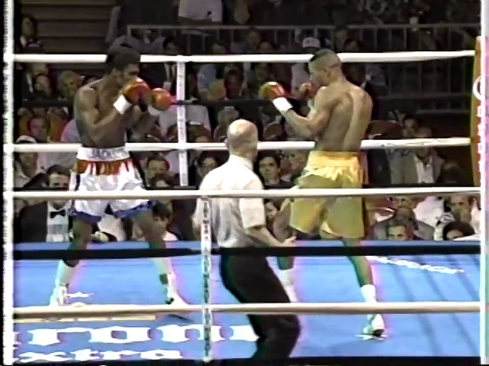 Julian Jackson vs Gerald McClellan on Vimeo