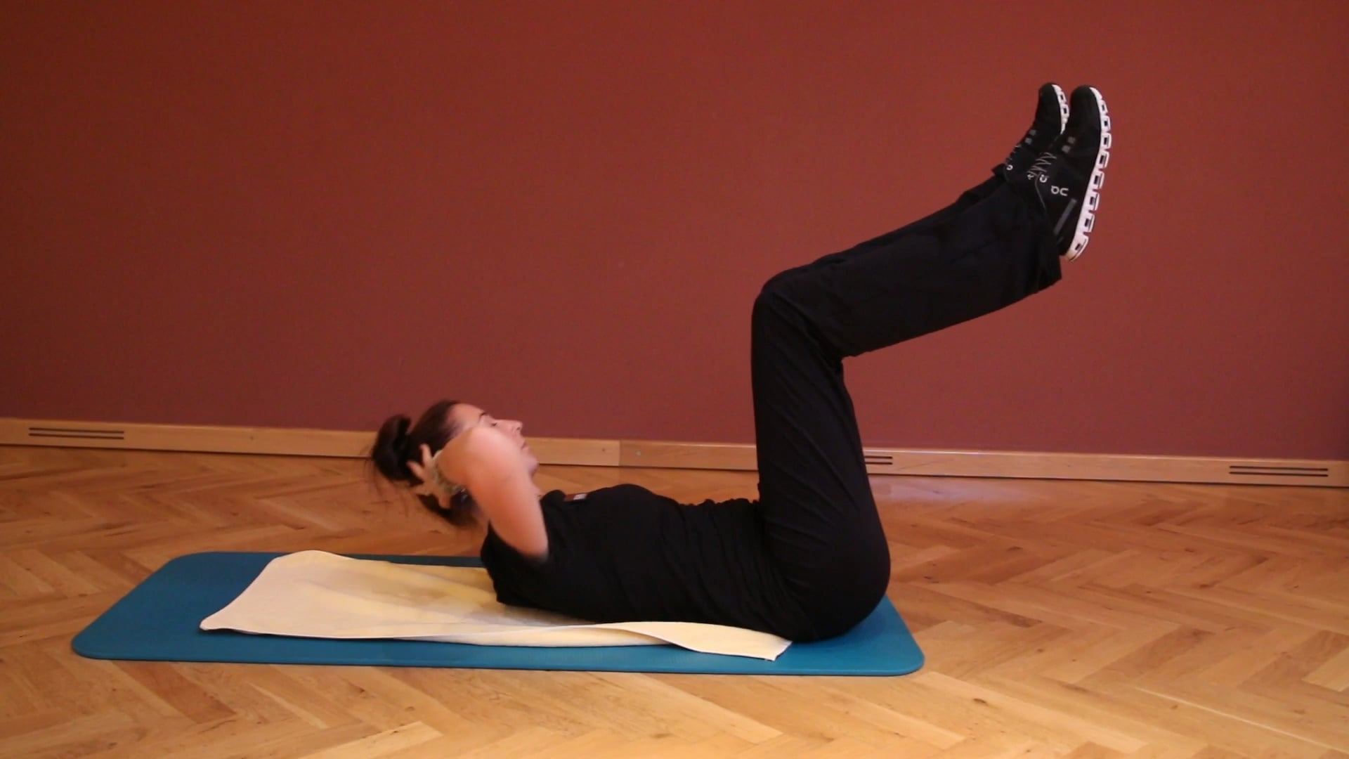 Übung für die schrägen Bauchmuskeln on Vimeo