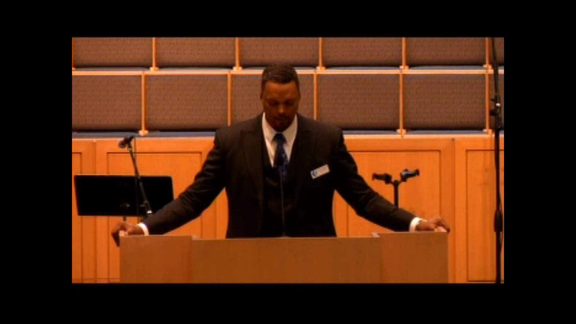Adron Robinson, Annual Sermon, Thursday, November 3, 2016 on Vimeo