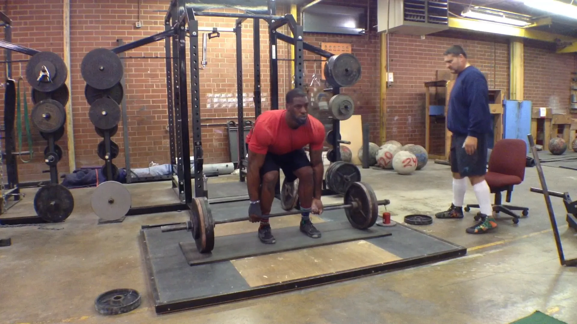 Monster Deadlift Session - Bruce Campbell 700 pound pull - 11-12-16 on ...