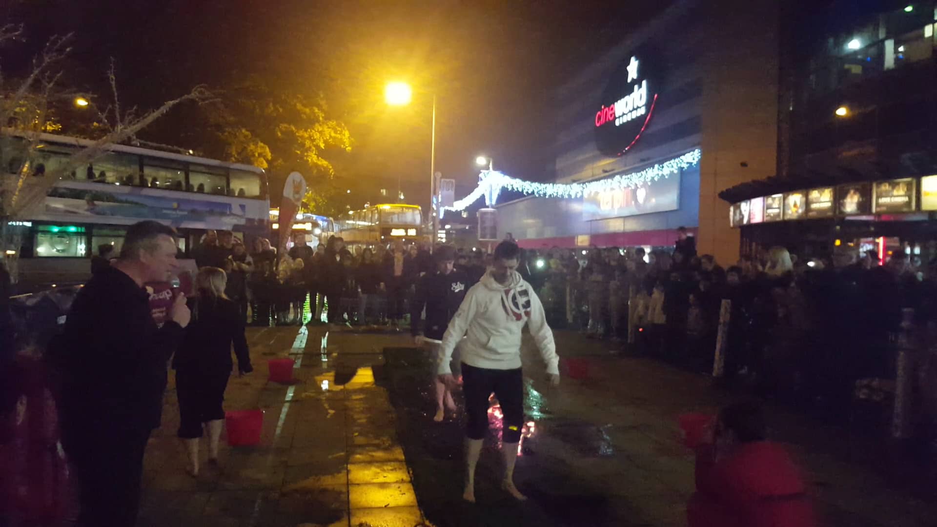 Parrs Wood Entertainment Centre - Mencap Firewalk on Vimeo