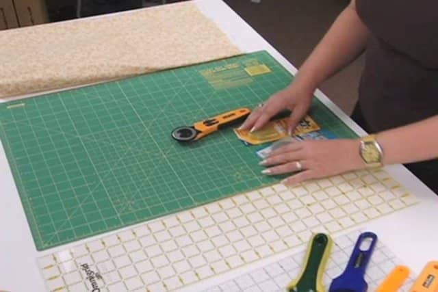 Pat Sloan's Rotary Cutting Basics on Vimeo