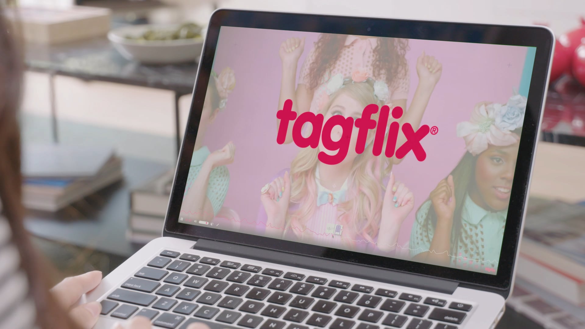 Tagflix English 301116 on Vimeo