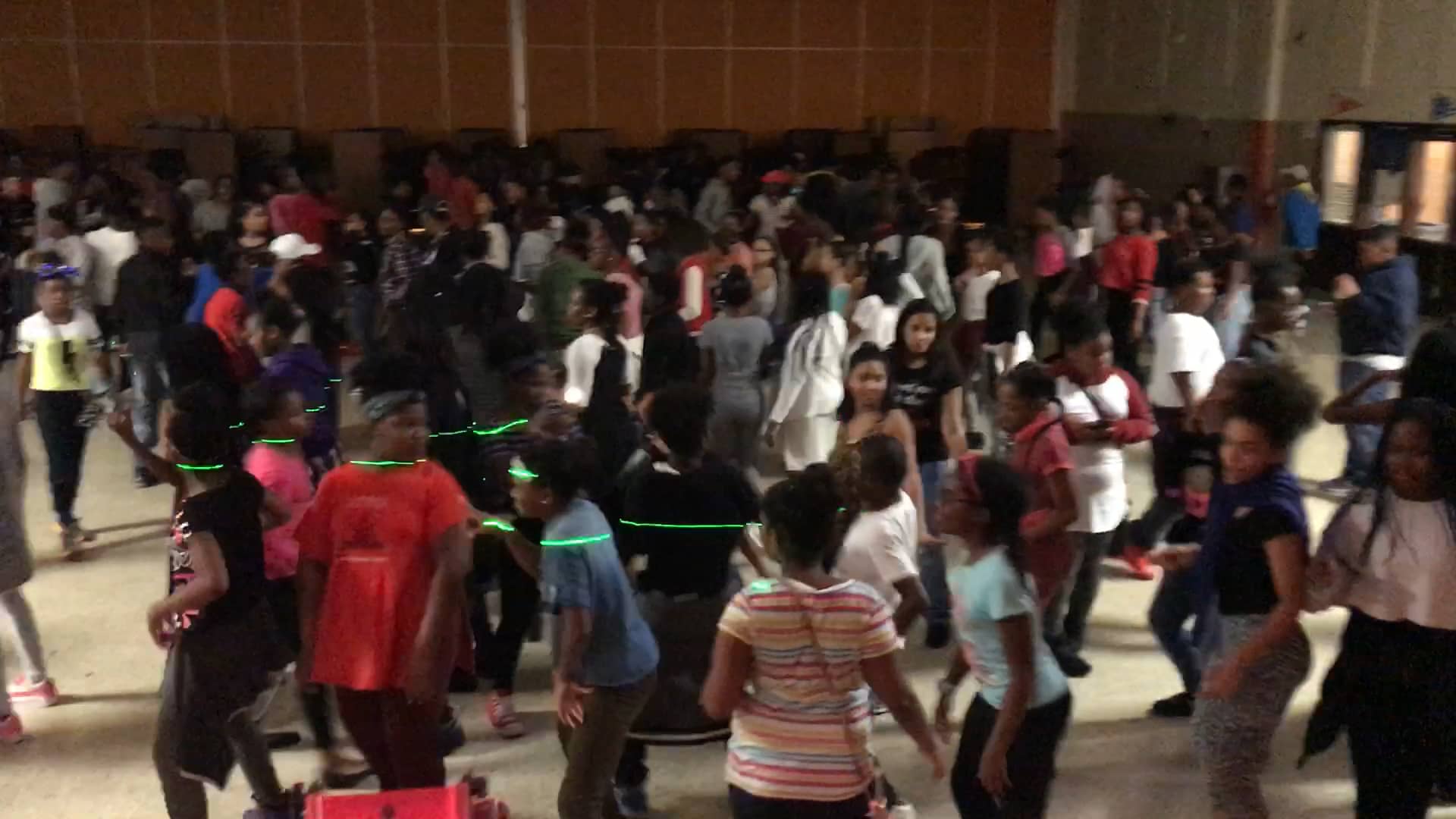 Kettering Middle School Dance on Vimeo