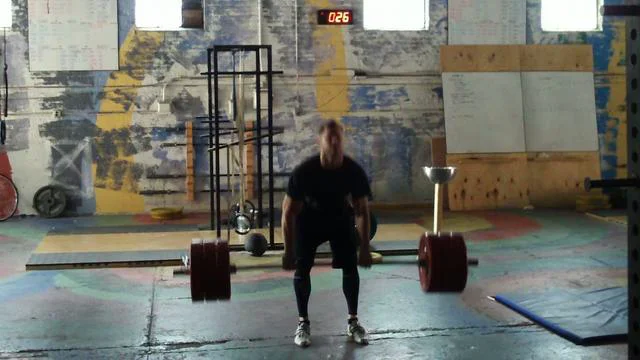 Dave Lipson Deadlifts 25,000lbs on Vimeo