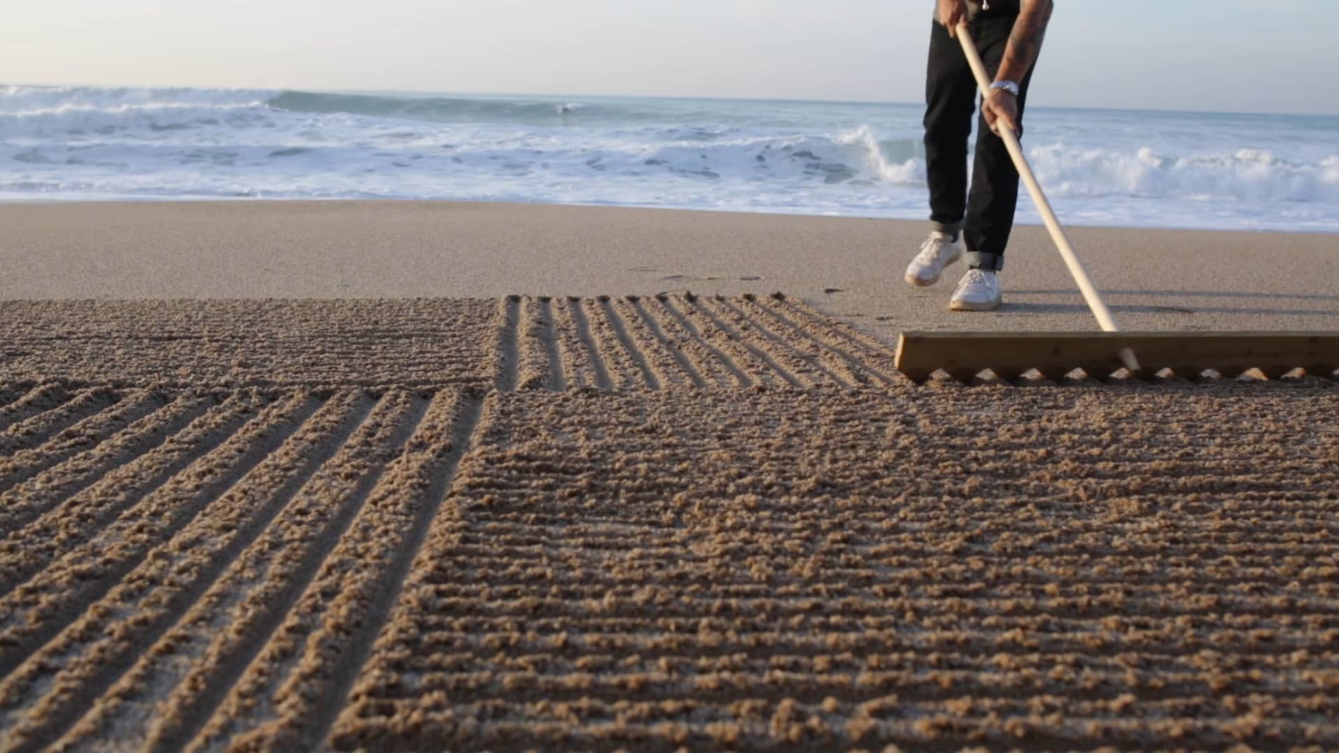 Sand Prints 1 on Vimeo